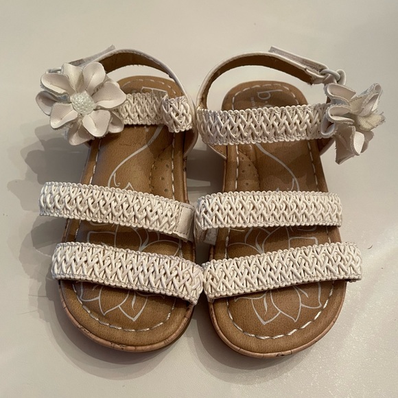 boc | Shoes | Part Of Two For 3 New Bic Very Comfortable Sandals Size 0 ...